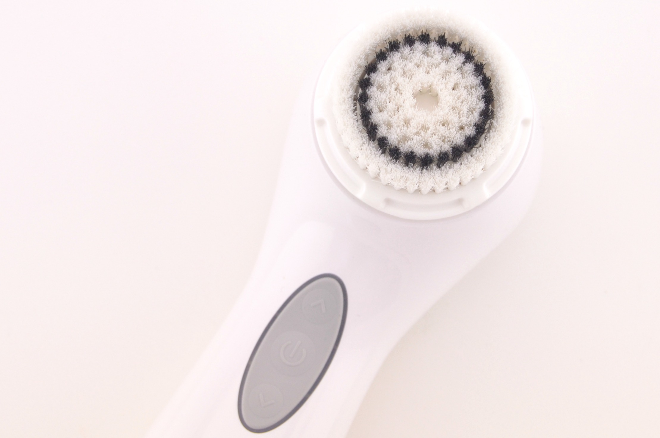 Clarisonic Aria (6) – The Pink Millennial