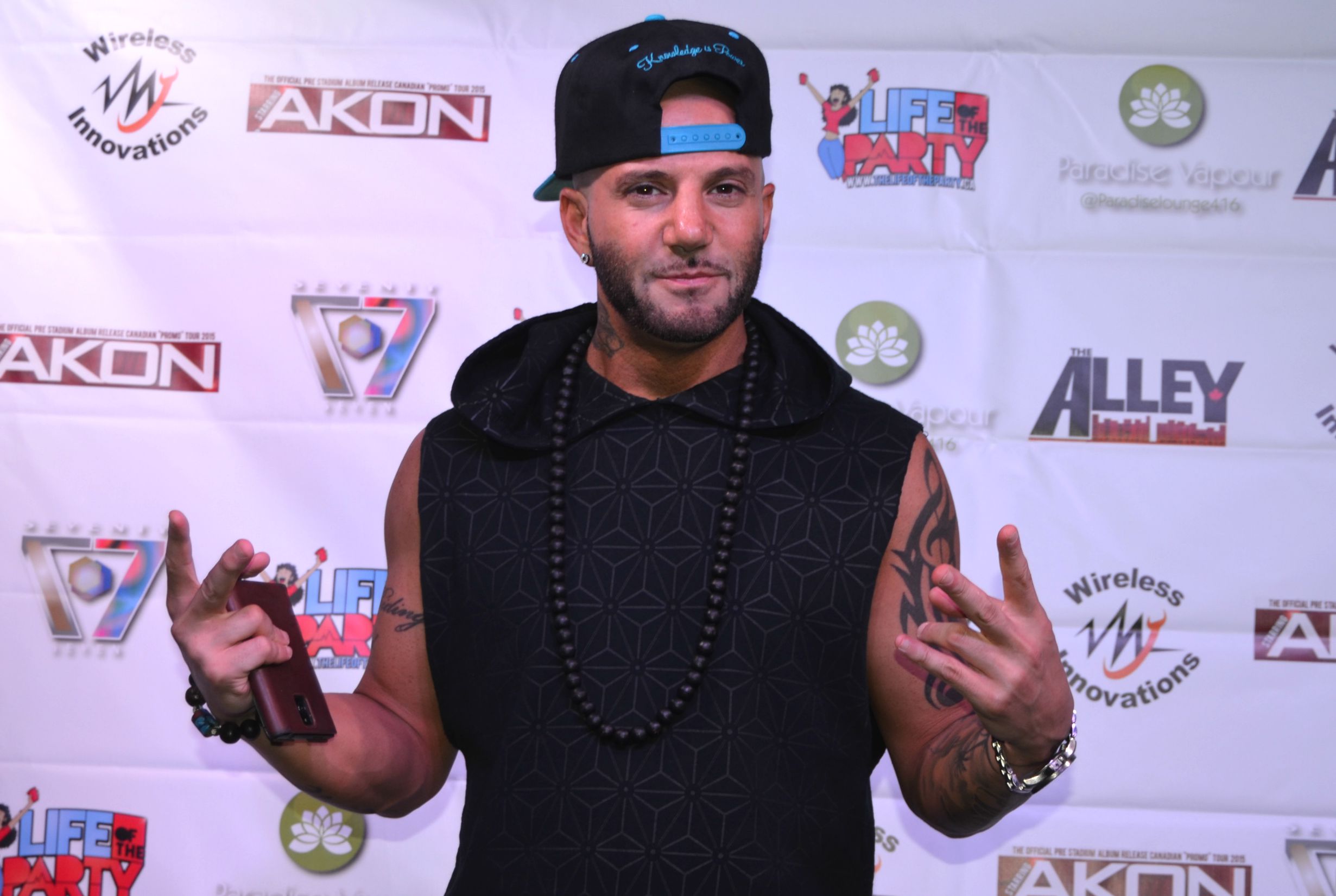 Karl Wolf (1) – The Pink Millennial