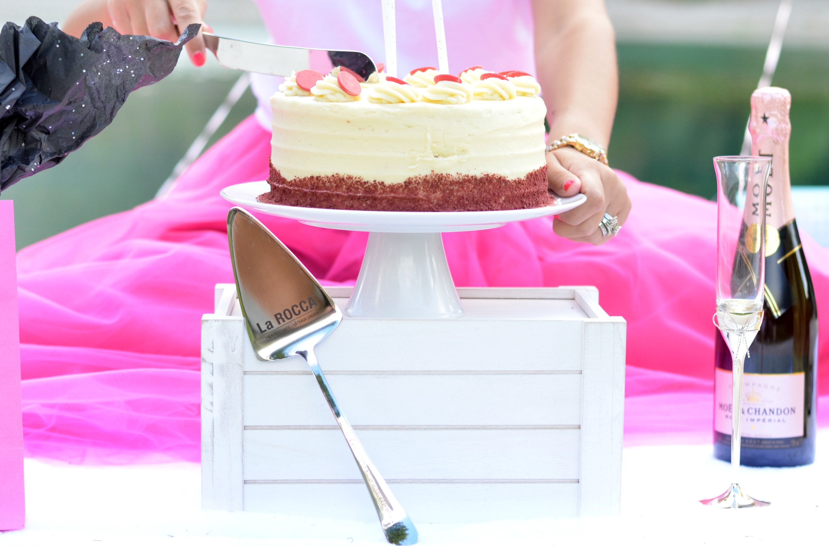 cake-smashing-29 – The Pink Millennial