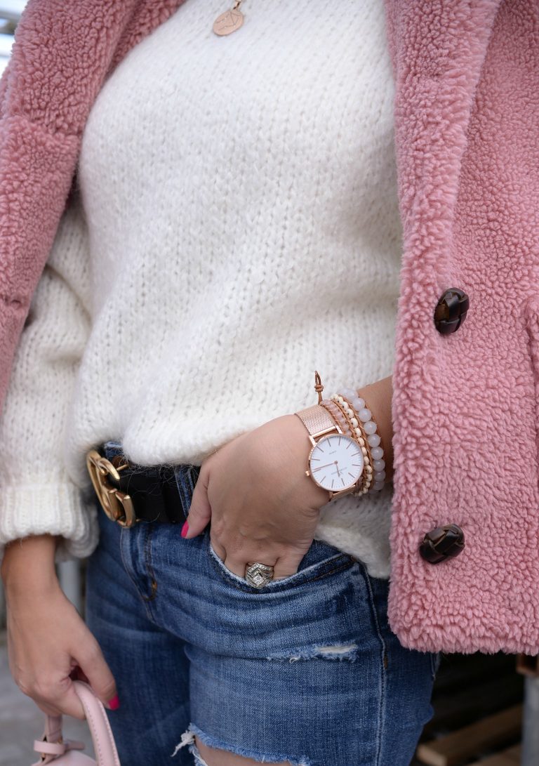 How To Style A Short Teddy Bear Coat – The Pink Millennial