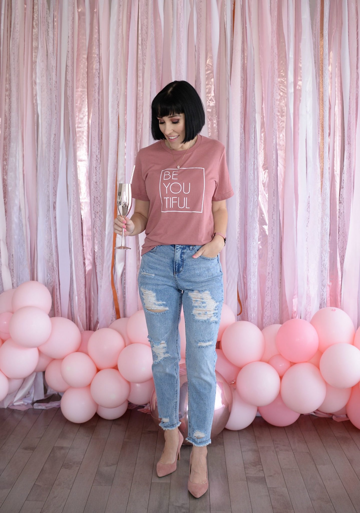 5 Ways to Wear Your Basic T-Shirt – The Pink Millennial