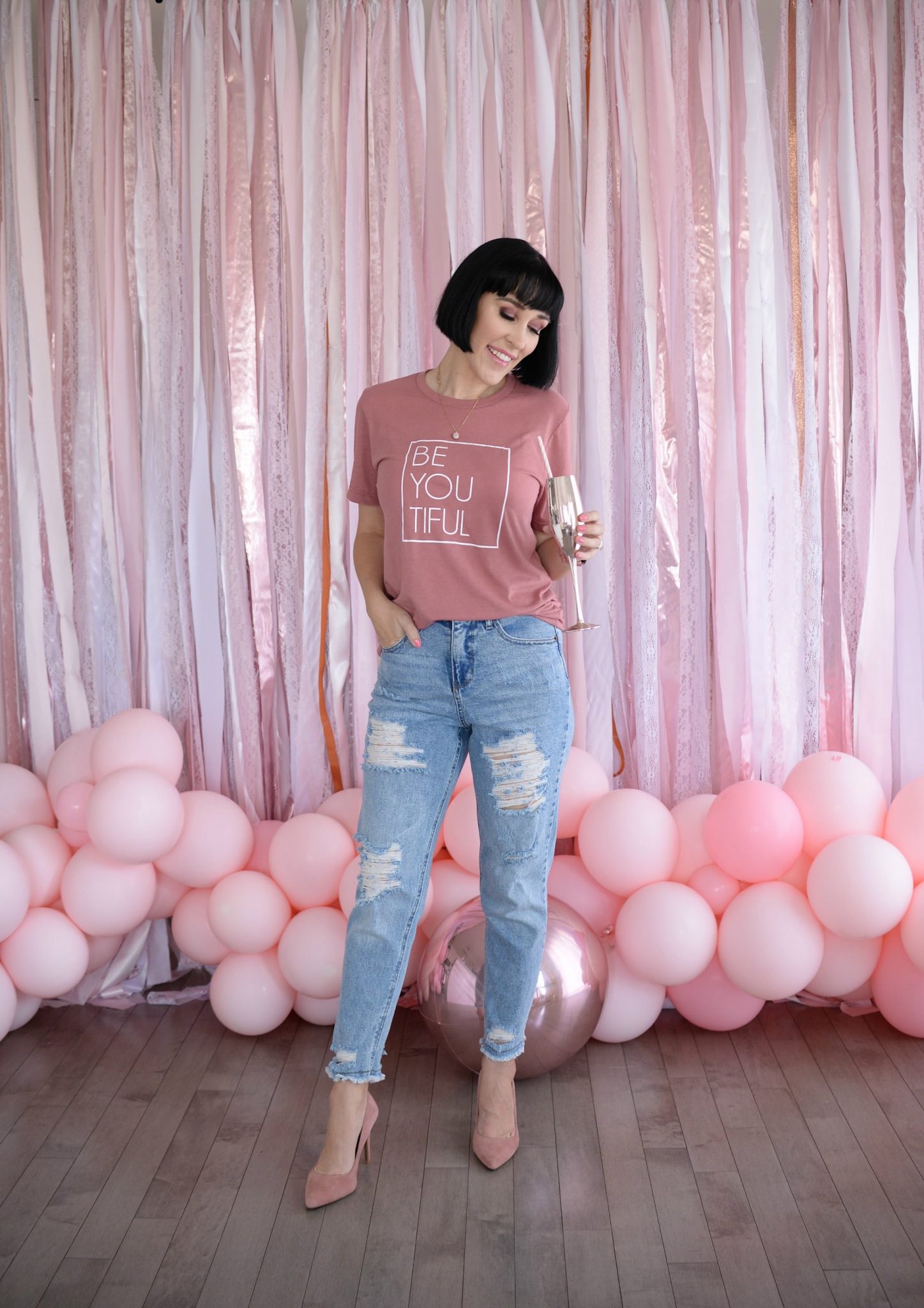 5 Ways to Wear Your Basic T-Shirt – The Pink Millennial
